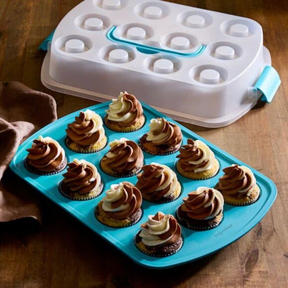 Pampered Chef | Kitchen | New Pampered Chef Cupcake Pan Carrier Set ...